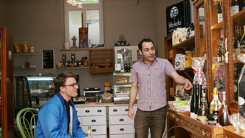 Dattel-Cola zum Panino | Abendzeitung München