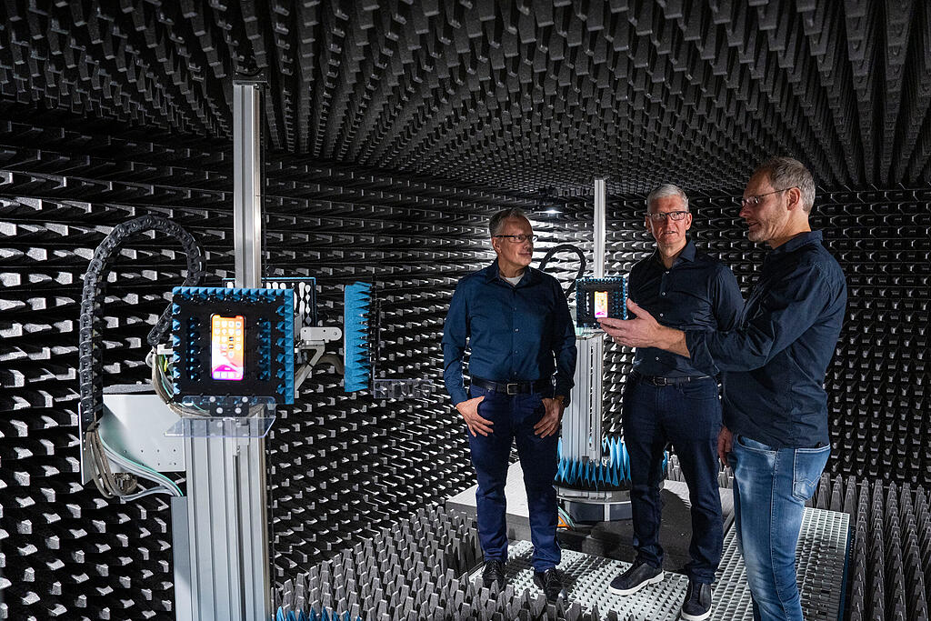 Apple-Chef Tim Cook zu Besuch: Standort München wird immer wichtiger ...