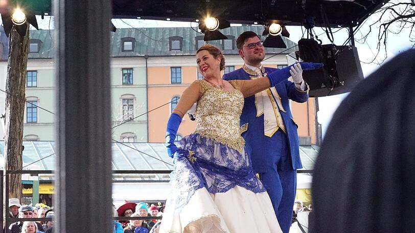 Tanz der Marktweiber auf dem Viktualienmarkt: So feiert München ...