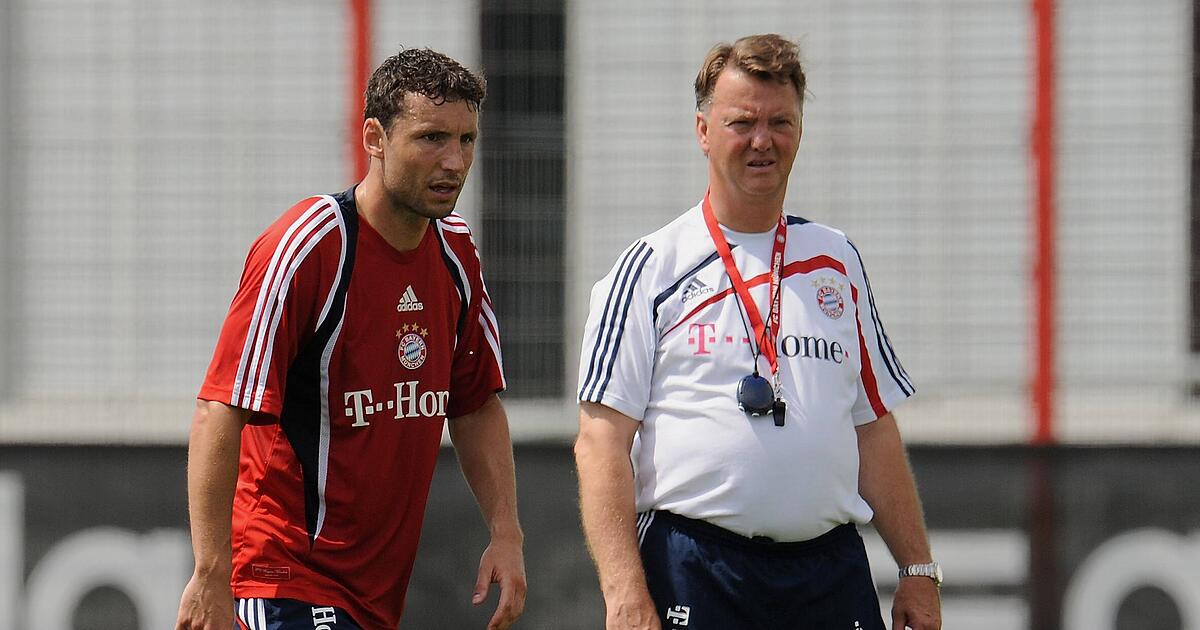 FC Bayern: Louis van Gaal schockte Stars mit skurriler Kabinen-Aktion ...