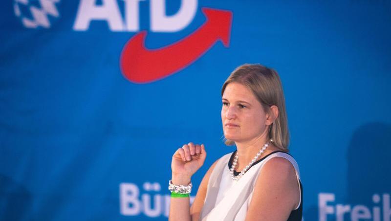AfD feiert sich als Partei der Zukunft | Abendzeitung München
