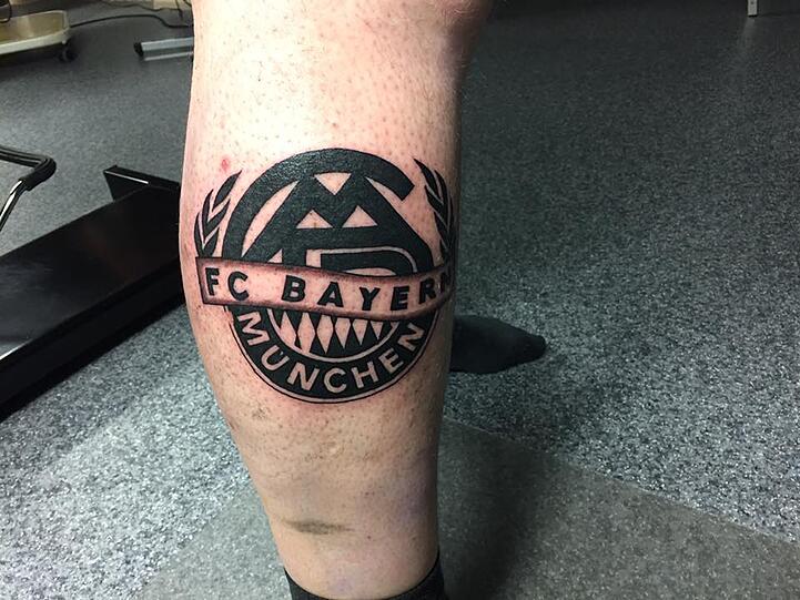 FC Bayern München: Fans zeigen in der AZ ihre besten FCB-Tattoos ...