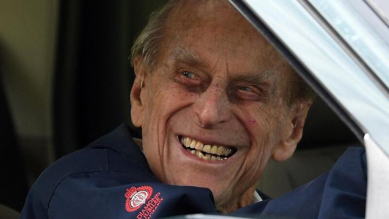 Prinz Philip angeblich wieder am Steuer | Abendzeitung München