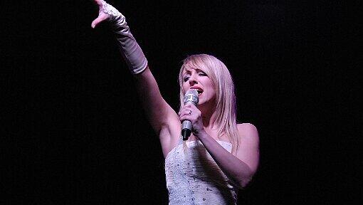 Dena Davies und Roald Raschner | Abendzeitung München