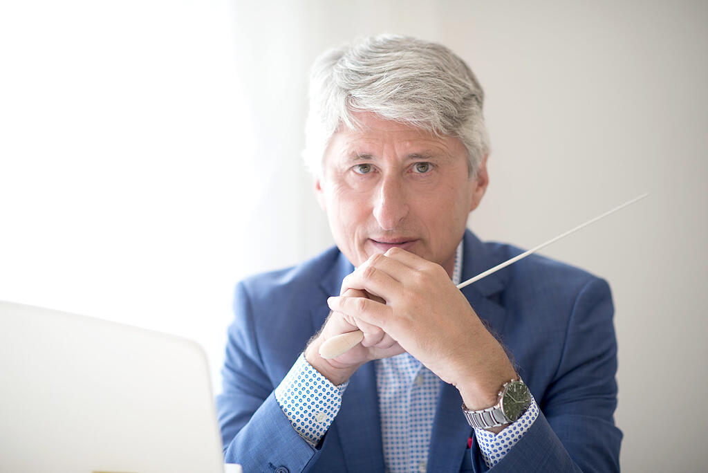 Anthony Bramall über "Les contes d'Hoffmann": Der große Musikbaukasten ...