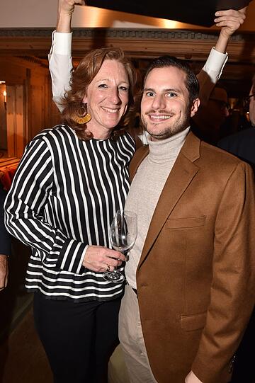 Kufflers Fish-Coktail: Society-Promis stoßen mit Joko an | Abendzeitung ...