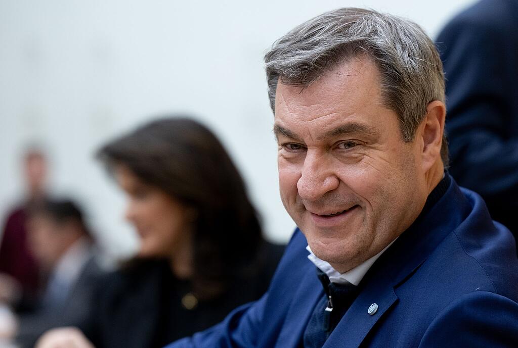 Gehalt von Markus Söder: So viel verdient Bayerns Ministerpräsident ...