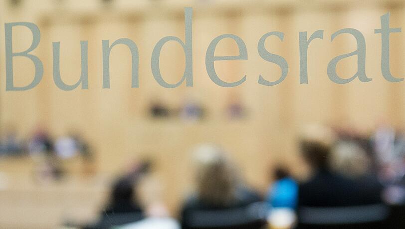 Illegale Autorennen und Sexualstrafrecht im Bundesrat | Abendzeitung München