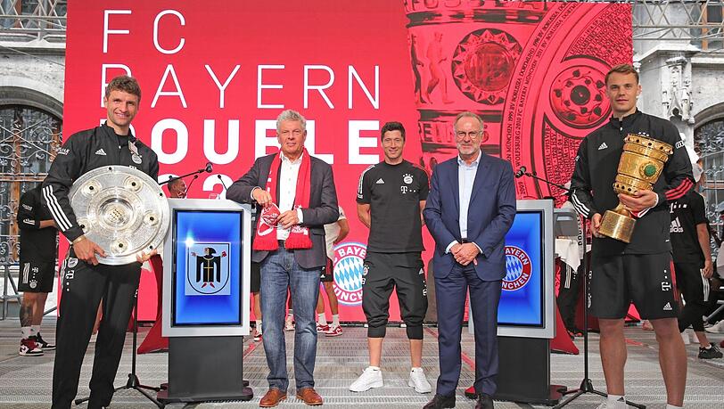FC Bayern: So lief der Empfang für die Double-Sieger | Abendzeitung München