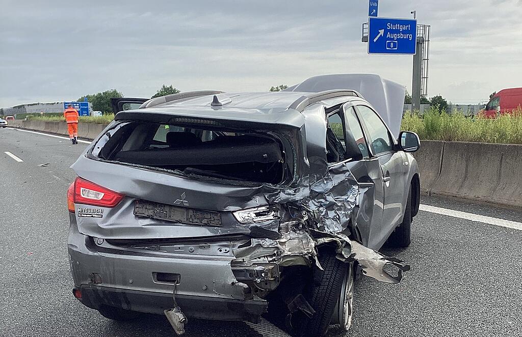 "Vorbildlich": So lobt die Feuerwehr München die Autofahrer nach Unfall auf A99 | Abendzeitung ...