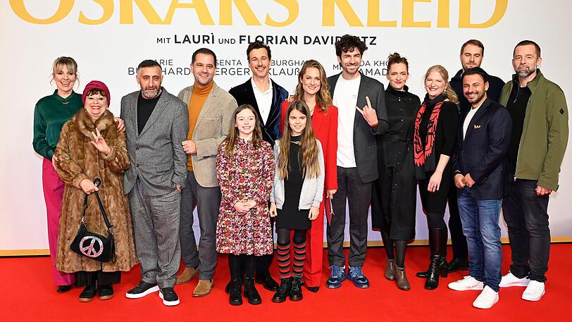 Große Premiere in München: Promi-Gäste feiern Oskars Kleid ...