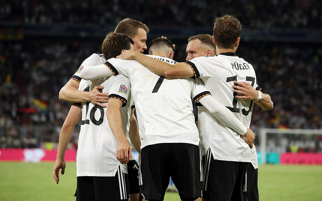 DFB-Elf vor Generalprobe im Oman: Warmschießen für die WM! | Abendzeitung München